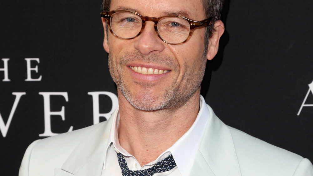 Guy Pearce | The Memento Superhunk Tells All